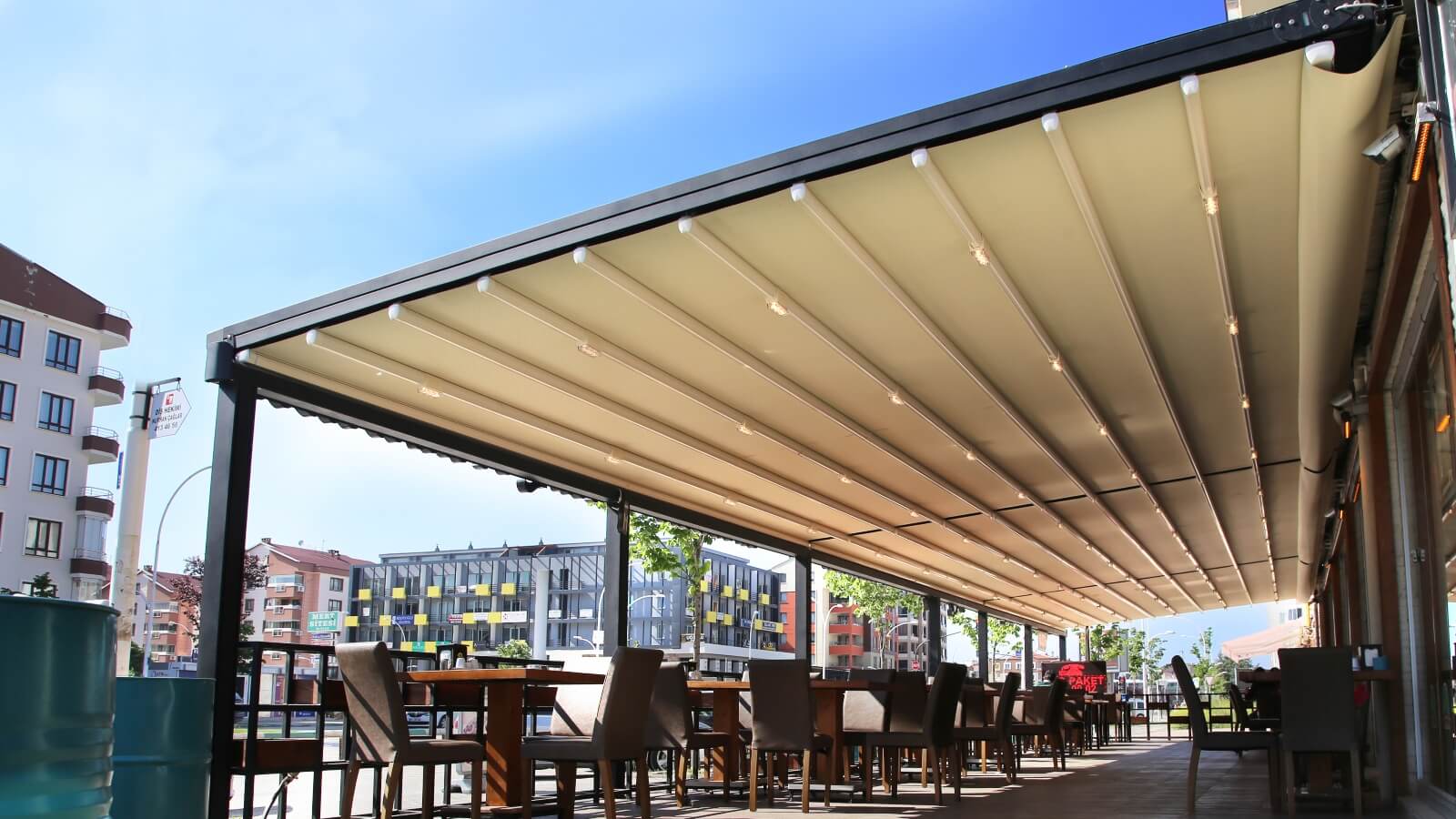 Retractable Canopies | Restaurant & Bar Canopy | A&S Landscape