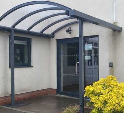 Entrance Canopy at Maney Hill Primary School in Sutton Coldfield | A&S ...